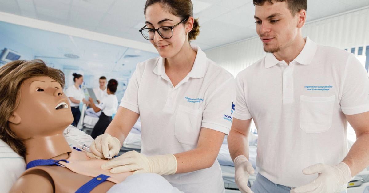 Jetzt informieren und Gesundheits- und Krankenpflege studieren